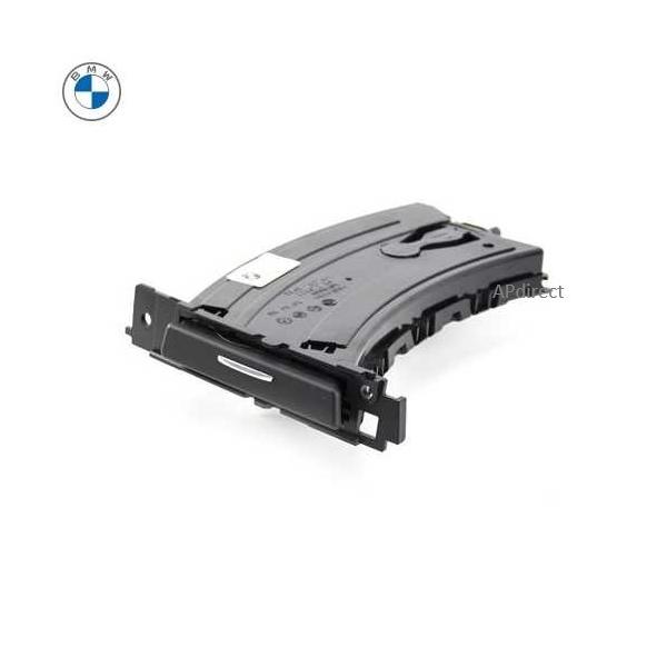 【適合車種】３シリーズ セダン：E90 (後期型)３シリーズ ツーリング：E91 (後期型)３シリーズ クーペ：E92 (後期型)３シリーズ カブリオレ：E93 (後期型)※右ハンドル車用カラー：ブラック(クロームモール付き)純正のカップホ...