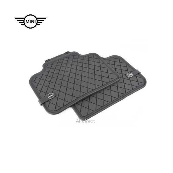 【適合車種】クロスオーバー：F60リヤ２枚セット汚れても手入れが簡単。足元を雪や雨、泥などから守るためにマットのフチが高めに囲まれた、機能的なデザイン。脱着に便利な、MINI ワードマーク入りボタンの付いた樹脂製グリップ・バンド付き。