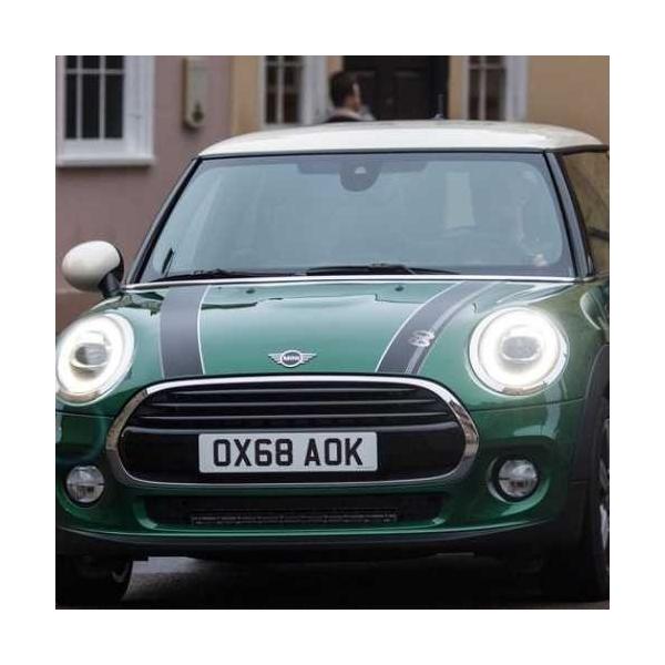 【適合車種】５ドアハッチバック：F55３ドアハッチバック：F56特別仕様車、MINI 60 YEARS EDITION.のエンジンフードストライプです。取り付けサイド（右側・左側）をお選びください。51147954745：左側5114795...