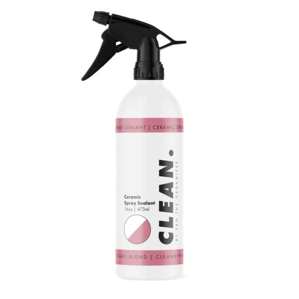 CLEAN. Ceramic Spray Sealant （セラミックスプレーシーラント）塗装面に長期間の保護効果を与える、プロ仕様の高性能スプレー雨や汚れ、外的要因から愛車を守りながら、深みのあるツヤと滑らかな手触りを実現。DIYユーザー...