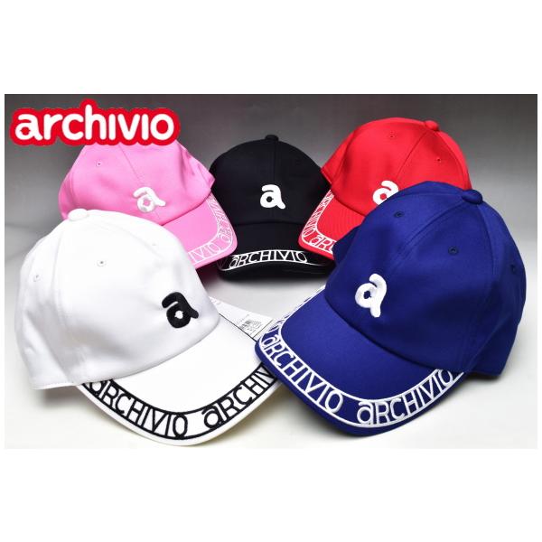 さらりとしたソフトなコットンツイル素材を使用したキャップ。はしごレース風刺繍がデザインポイント。背面のマジックテープでサイズ調節が可能です。●素材コットン100％