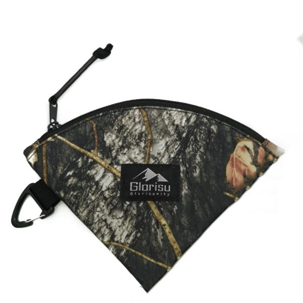 【商品説明】　・【サイズ】:開口部20CM・【素材】:高密度ナイロン・携帯性が抜群、カッコ良いケースです。アウトドア、キャンプコーヒーに欠かせないもの。・防湿気・防塵です。外でコーヒーを淹れる時、湿気と埃で、フィルターを保護する必要がありま...