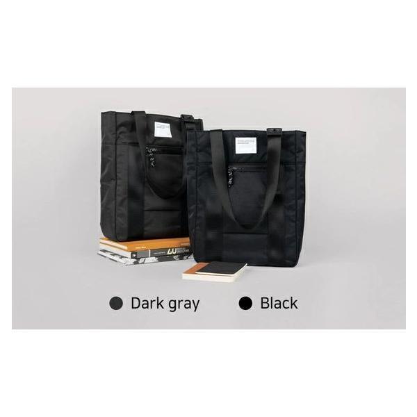 使いやすさを考えた内部ポケットは全3種あります。好みに合わせて使い分けてください！