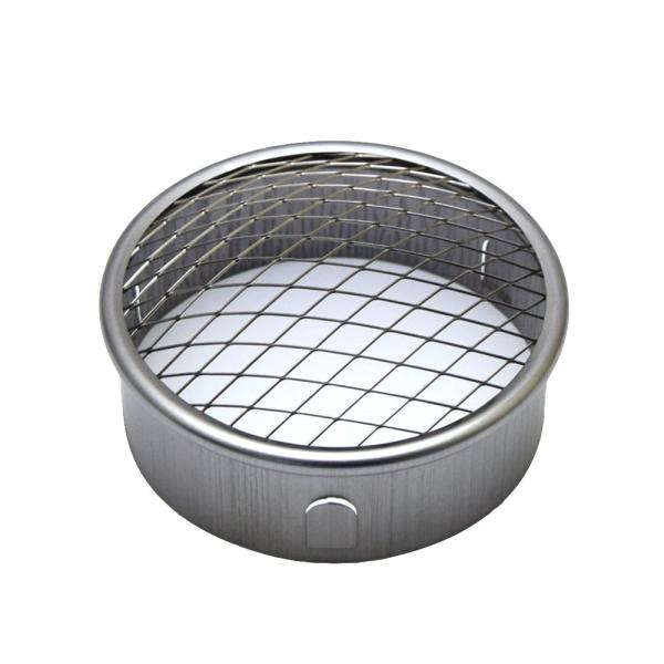 【商品概要】材質:ステンレスサイズ:φ120mm用煙突トップに取付け、鳥の侵入を防止します。薪ストーブ、ペレットストーブの場合、鳥よけの網に煤が多量に付着すると排煙に支障が出る場合がありますので注意してください。オフシーズン用のご用意もおす...