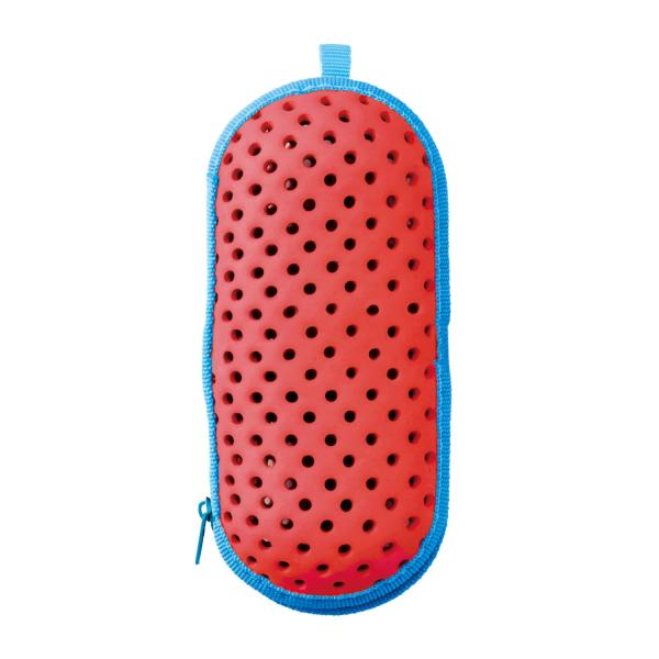 【商品概要】素材:EVAサイズ(S)長さ16.5cm×幅7.5cm×高さ5.2cm開閉チャック式ゴーグル1個を収納可能。くもり止めボトルホルダー付き。中国製【商品説明】【商品詳細】ブランド：SWANS(スワンズ)商品種別：スポーツ＆アウトド...