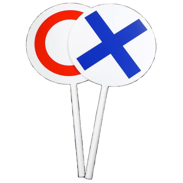 【商品概要】ボードサイズ:直径13cm、全長26cmセット内容:2枚セット【商品説明】【商品詳細】ブランド：プレイアベニュー商品種別：おもちゃ商品名：プレイアベニュー BIG ○×プレート 直径13cm 全長26cm プラスチック製造元：プ...