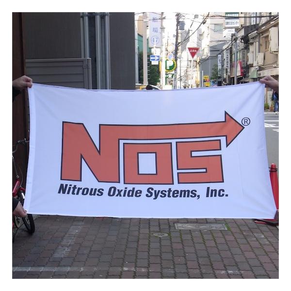 NOSのフラッグサイズ：約90×150cm※商品画像の色合いなどは、撮影した状況や、お客様がお使いになっているディスプレイ等の環境により、実物と異なる場合があります。※撮影用の小物等は付属しません。