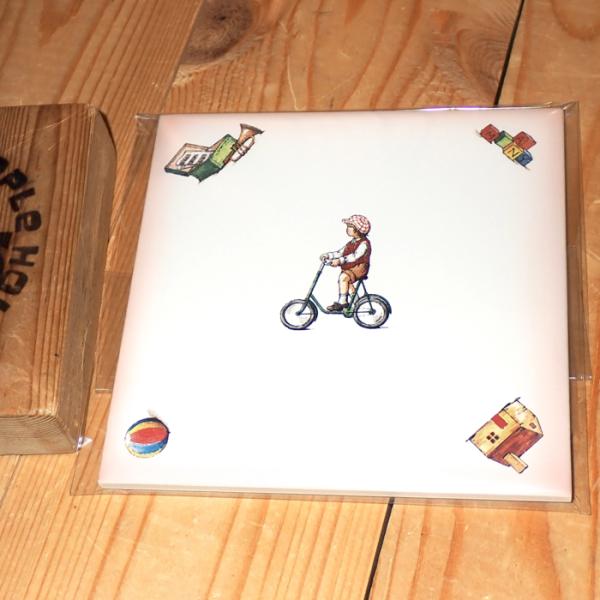 【※配送方法につきまして※】定形外郵便での発送にも対応しますが、万が一破損等した場合の補償等は一切ございませんのでご了承ください。他の配送方法（ヤマト運輸、ネコポス）のご検討もよろしくお願いいたします。サイズ：110×110mm（厚さ：約4...