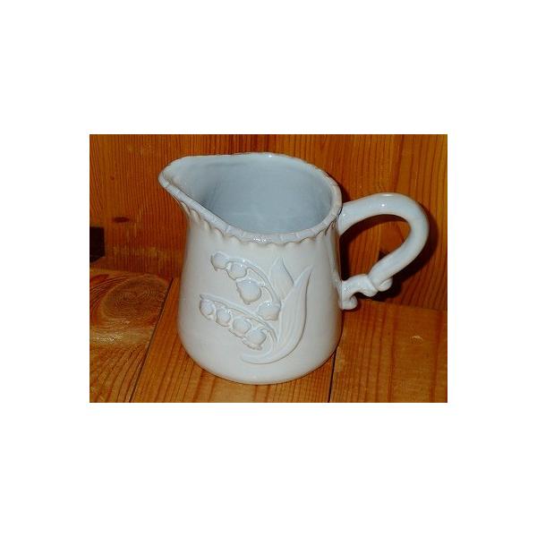 le grand chemin（グランシュマン）の雑貨オリジナルデザイン「ミュゲ　シリーズ」スズランのモチーフがアクセントの「ミュゲ　シリーズ」。濃淡のある釉薬の仕上げを施しており、アンティークのような風合いです。※ムラのある釉薬の仕上げを...