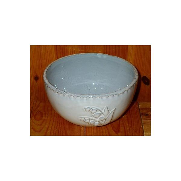 le grand chemin（グランシュマン）の雑貨オリジナルデザイン「ミュゲ　シリーズ」スズランのモチーフがアクセントの「ミュゲ　シリーズ」。濃淡のある釉薬の仕上げを施しており、アンティークのような風合いです。※ムラのある釉薬の仕上げを...