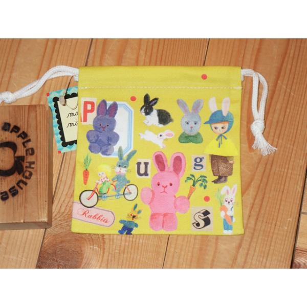 手のひらサイズで色々使える、何枚持っていても便利なアイテムです。プレゼントにもおすすめ。サイズ：横120 × 縦130mm素材：綿MADE IN JAPAN※商品画像の色合いなどは、撮影した状況や、お客様がお使いになっているディスプレイ等の...