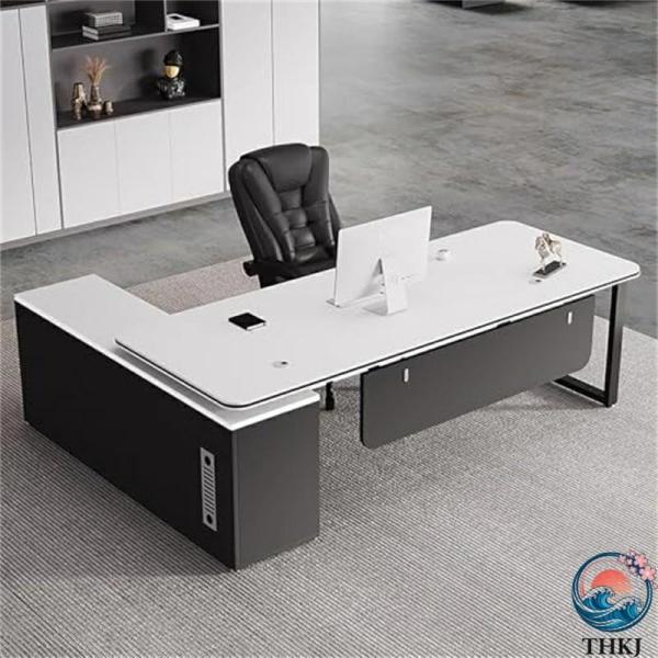 【高級感のあるL字型デザイン】このL字型CEOデスクは、洗練されたデザインと広々としたデスクトップを組み合わせ、便利なファイル収納用のサイドキャビネットを備え、洗練されたCEOオフィスと執務空間を実現します。 ? 【優れた耐久性】CEOデス...