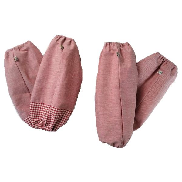 腕の汚れが気になる作業時に大活躍のアームカバー！また、外では、日焼け防止や虫刺され対策にも！お仕事や畑作業などで使われています！！素材：綿　55％  ポリエステル　45％　長さ　33cm横幅　19.5cm（1周　39cm）★家事・掃除・畑仕...