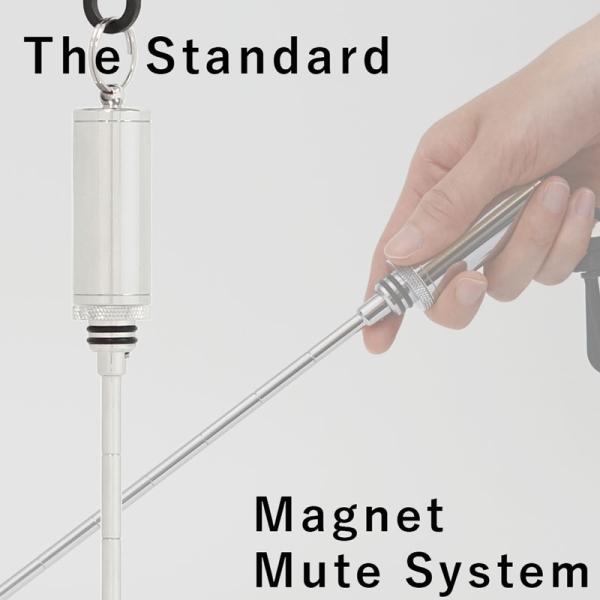 The standard（ザ スタンダード）は、ダイビングやマリンスポーツに必要なアクセサリーを、シンプルで高品質にこだわって提供するブランドです世界のメーカーと連携し、耐久性や使いやすさを追求。水中ライト、ダイビングナイフ、指示棒やカレン...