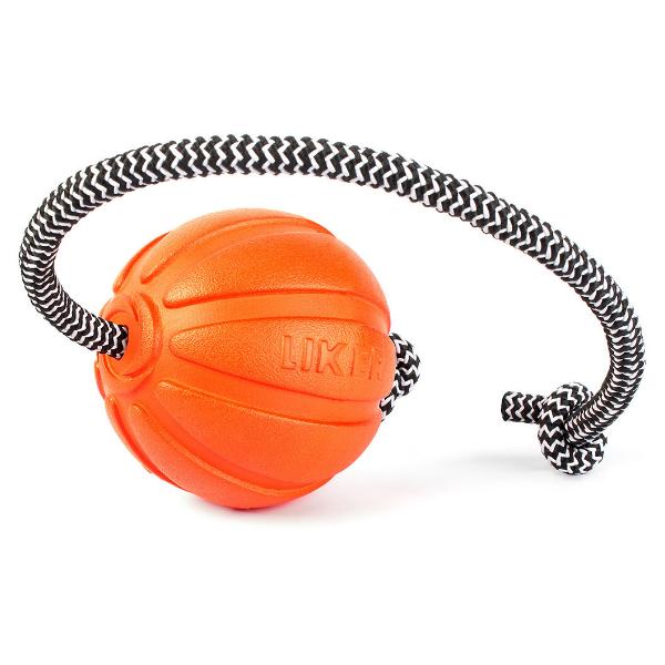 愛犬を虜にする魔法のボールLIKER（ライカー）／LIKERの最大の魅力は、抜群の噛み心地です。多成分高分子ポリマーで製造されたLIKERは弾力があり強く噛んで遊ぶことができます。LIKERの素材に使われている多成分高分子ポリマーは非常に丈...