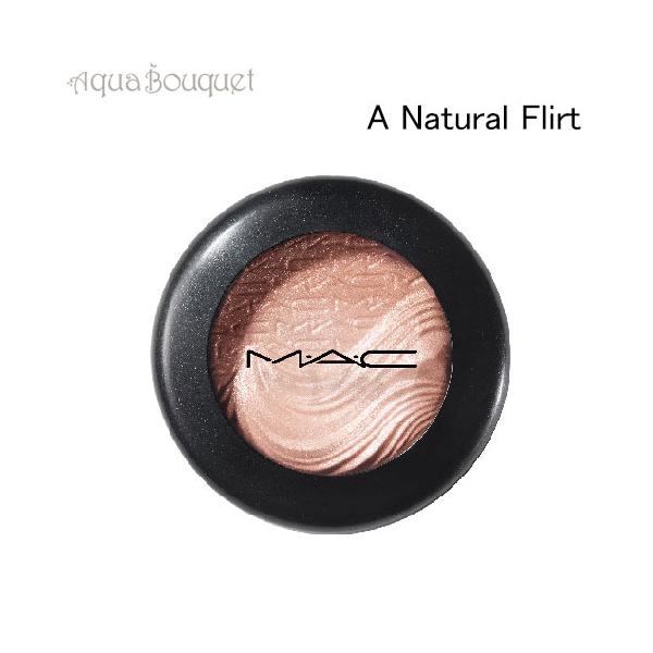 [ ブランド ] マック　M.A.C[ 商品区分 ] 化粧品[ 種別 ] アイシャドウ[ 原産国 ] 海外製 (並行輸入品)[ 商品について ] カラー： A NATURAL FLIRT指またはブラシで塗布します。ブレンディング ブラシをお...
