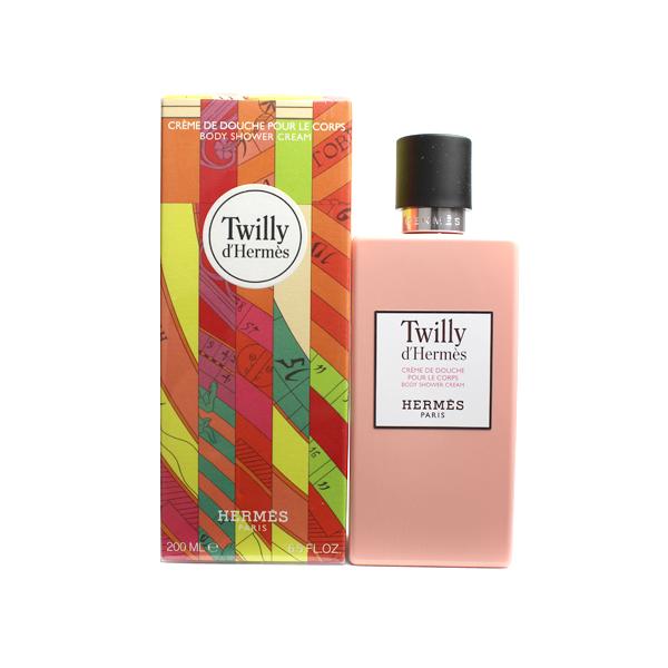 [商品名]ツイリードゥエルメスシャワークリーム200ml[商品説明]「ツイリードゥエルメス」は新たに女性に向けたクリスティーヌ・ナジェルクリエーションのフレグランス。フローラルでスパイシー、オリエンタルのオードパフューム。ファッション性に長...