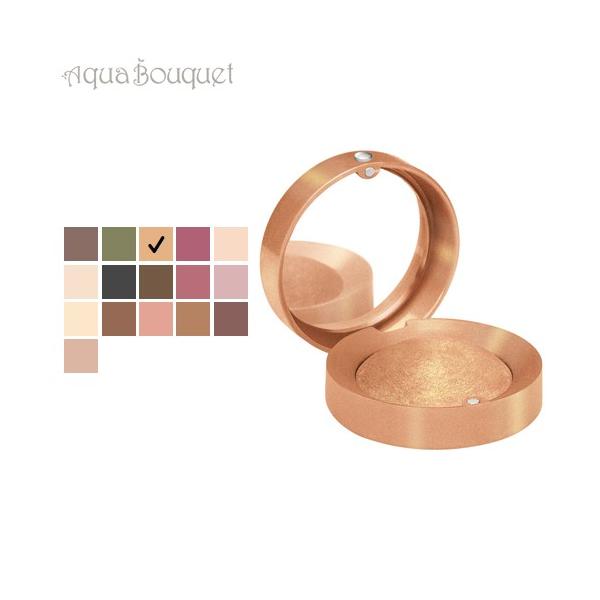 [商品説明]上質な微粒子パウダーが肌にさっと馴染んで、クリームの柔らかさとパウダーの軽さを兼ね備えたテクスチャー。コンパクトなケースには嬉しい鏡付き。品の良いラメ感と豊富なカラーは日本ではなかなか手に入らない逸品です。[オススメ紹介]ブルジ...