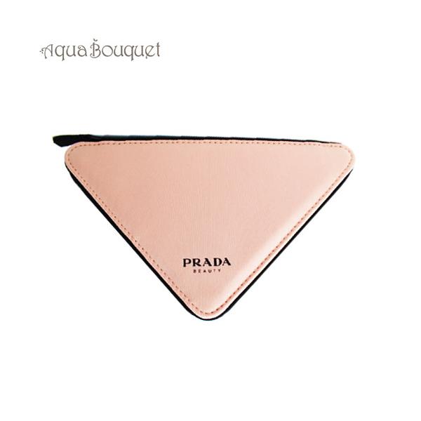 [ ブランド ] プラダ PRADA[ 商品区分 ] 雑貨[ 種別 ] 化粧ポーチ[ 原産国 ] 海外製 (並行輸入品)[ 商品について ] #アイコニックな三角形のポーチ#ガバっと開いて使いやすい#一目置かれたいあなたへ幅：約23cm x...