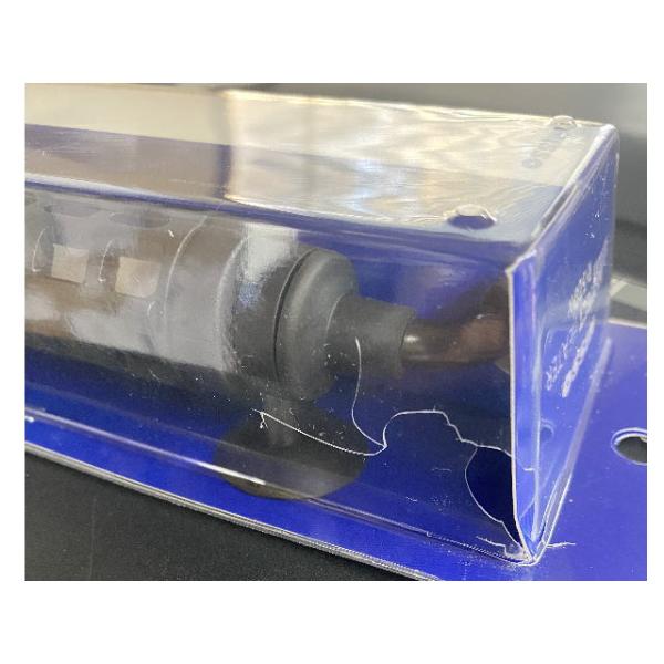 商品名：プロテクトヒーター　R-500W※訳アリ商品1枚目画像の商品のお届けです。外装の透明プラスチック部分が一部破損しております。新品未使用商品になります。入荷輸送時の破損と思われます。お安く出品しておりますので、ご理解頂ける方ご検討願い...