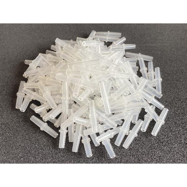 商品名：プラジョイント 50個セット※ポスト投函【ネコポス発送】あすつく対象外商品です。ホースのつなぎ目に最適内径4mm、外径6mmの一般的内エアーチューブが適合します。3枚目画像参考商品サイズ・内径2.5mm、外径4mm、長さ28mm内容...