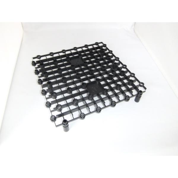 商品名：ZOOX　ブラックフラグラックSWサンゴ用のブリード台です。プラグ付きサンゴの他、通常のサンゴも乗せることが出来ます。マメスナ、ミドリイシ等のブリードに適しています。サンゴの飼育・養殖に最適で、水流が淀まず水の通りがいいです。また水...