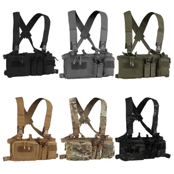 Haley Strategic D3CRHタイプのチェストリグです。大きい方のユーティリティーポーチの内側にはバンドもついており様々なアクセサリーなどを収納可能裏面にはベルクロ（オス）が付いており、対応する追加マガジンポーチなどのアクセサリ...