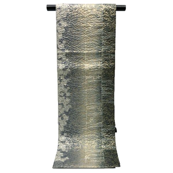 ［商品名］京やJ235 正絹 袋帯 全通袋帯 ふくれ織 花文様 グレー 金糸 銀糸 フォーマル〜カジュアルまでOK 仕立て上がり リサイクル着物【中古】[サイズ]　長さ：4.48m　幅：31cm※採寸は全て弊社スタッフが手作業で行っており、...