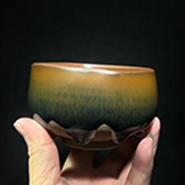 商 品 名：3030天目茶碗直径：口径85mm。　高さ：約60mm。【名称】:中国建陽(コンヤン）。職人手作りですので形や色、大きさは１つ１つ異なります。※厳重に梱包しておりますが、陶器の性質上、配送時に強い衝撃が加わると稀に破損の恐れがあ...