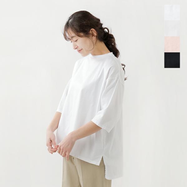 <p class='txt'>Commencement(コメンスメント)より、コットン ローネック 3/4 Tシャツ “Low neck 3/4 tee”をご紹介します。汗を吸収しやすく、爽やかな着心地のコットン100%Tシャツ...