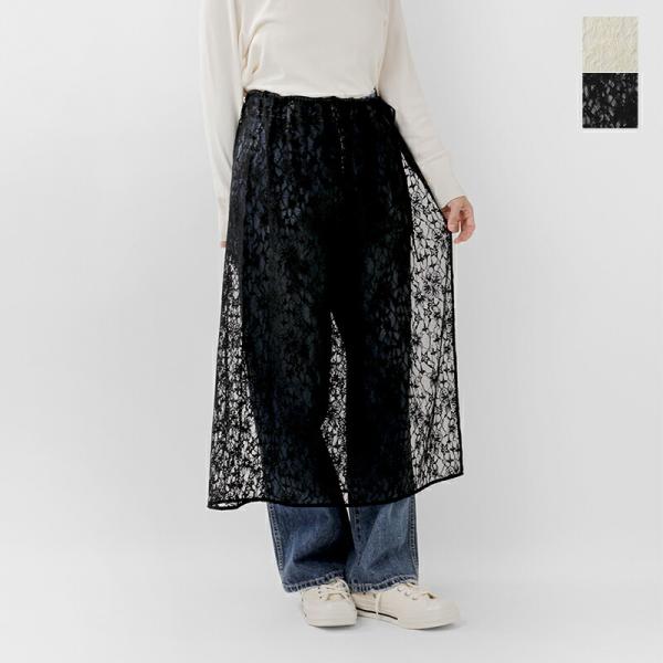 【発売日：2026年04月30日】Elisa Novelli(エリサノヴェリ)よりコットン レース 巻き スカート。繊細なレースが目を惹くスカート。軽やかなコットンレースを使用した巻きスカートタイプで、デニムやパンツ、ロングスカートの上から...