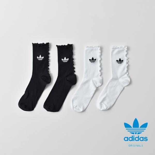 adidas Originals(アディダス オリジナルス)より、フリルソックス 2足セット Ruffle Socks 2 Pairsのご紹介です。波打つようなラッフルデザインと、ほんのり透け感のある素材が印象的なクルーソックス。軽やかで遊...