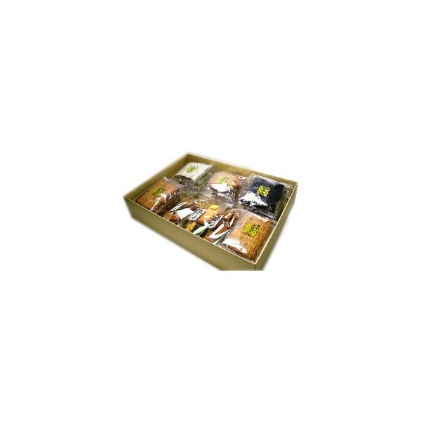 観光庁主催のお土産品としてノミネートされた「大角手焼きあられ」をはじめとして、たっぷり巻いた海苔巻の「磯の香」。今は珍しい昆布巻き「磯の雪」。ただ辛いだけじゃない七味味の「満月」。　サラダや青海苔などのお味が楽しめる人気の全7種類を詰合せた...