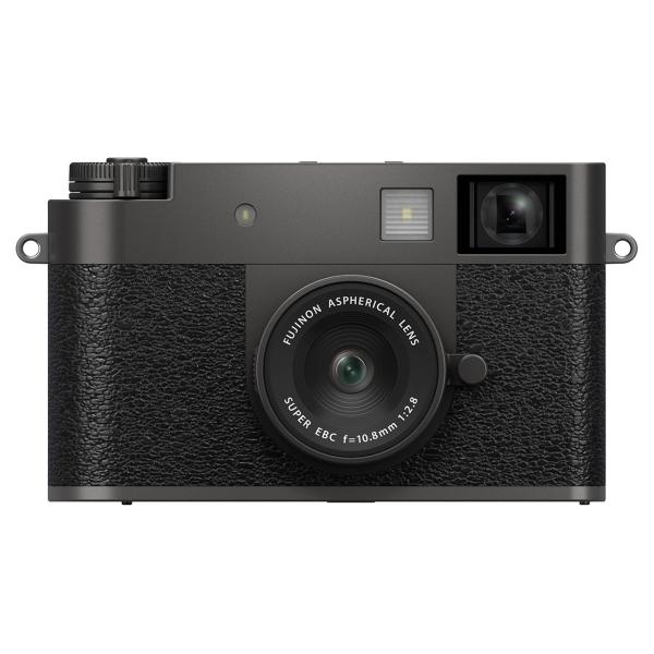 ○デジカメ　FUJIFILM X-HF1 [チャコールシルバー]ハーフサイズカメラから着想を得たコンパクトデジタルカメラ。フレーム切り替えレバーによるアナログな撮影や、フィルムライクな写真表現が楽しめる。横3:縦4のアスペクト比を採用し、縦...