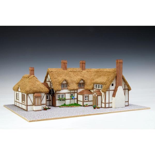 製品名：ヨーロッパの街並みシリーズ　イギリス完成サイズ 全幅：290mm、奥行：200mm、全高：110mm（台板含む）製作参考時間：30時間難易度：★★★☆☆　3材質：ヒノキ・シナ・神代・ウォールナット・ブビンガなどの天然木付属品：カラー...