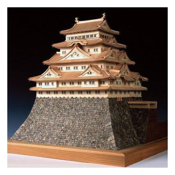 完成寸法（約）：全幅：435mm 奥行：406mm 全高：418mm製作参考時間（約）：120時間破風部分は個別に製作する部品組みと袋詰めで組み立てやすく、完成度の高さを優先するために、一部の部材を除き多くの部品が加工済みとなっております。...