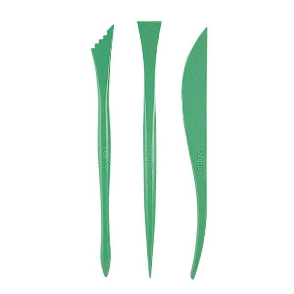 【特徴】丈夫なプラスチック製のねんどベラを3本セットにしました。汚れがつきにくく、お手入れも簡単なプラスチック製です。6種類のヘラ形状で、ねんどのカットやテクスチャづくり、表面のなめしなど、用途に合わせてお使いいただけます。【つかいかた】詳...