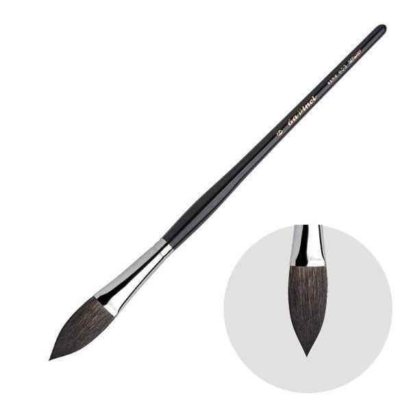 ロシアリス毛を使用した、オーバル（タマネギ型）と言われる形状の水彩筆です。クイル筆と同じく、広い面から穂先を生かした線描きまで描画できる万能タイプです。＜仕様＞穂先の形状：オーバル毛の種類：リス毛号数：No.6穂丈×巾：41.0×16.5m...