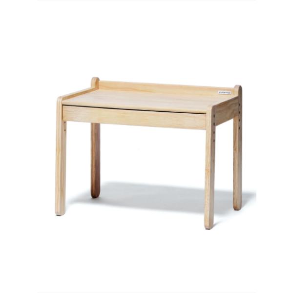 キッズデスクはお子さまの好奇心を育てる場所。お絵描きしたり、絵本を眺めたり、積み木を重ねたり。 すくすく育つお子さまの成長を、3段階の調整でサポートします。長く安心してお使いいただけるように、丸みを帯びた優しいデザインです。※椅子は、別売り...