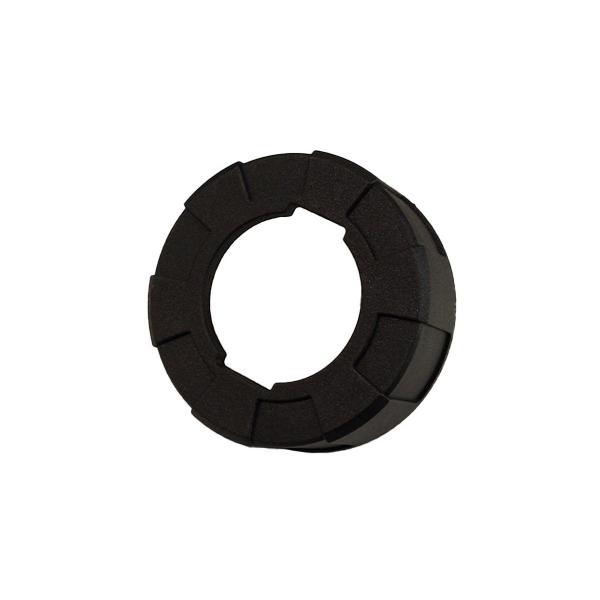 コーキング用パックガンの先端のノズルを止める部品です。パックガン330(小)と500(大)兼用です。