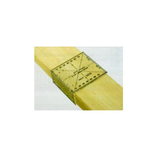 【特 長】定規のサイズが2×4材の幅と厚みに合わせてあるので2×4材に最適です。1×4材にもご使用戴けます。本体はポリカーボネート（樹脂）製で軽くて丈夫です。 【用　途】・のこぎり切断前の直角の線引きが一発で出来ます。・接合部の釘またはビス...