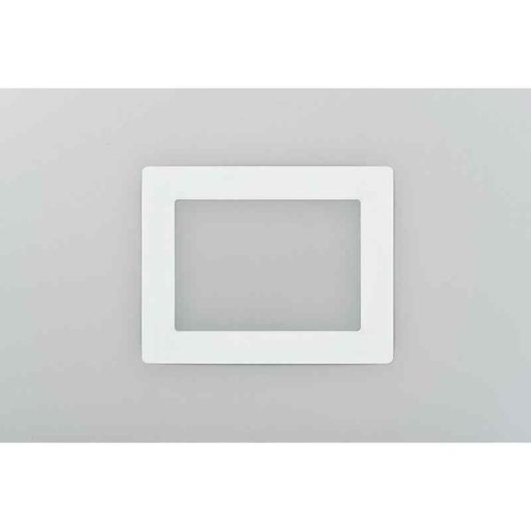 【特長】●パソコン等で作成したオリジナル書式を床面に掲示することができます。●材質には耐久性に優れたポリカーボネートを採用しています。●屋内用。●置き場の区分けや色による識別に。【仕様】●色：白●取付仕様：貼付タイプ(裏テープ付き)●適合用...