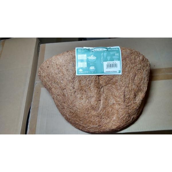 サイズは35.0cm×15.0cm×15.0cmです。ココヤシマットのみです。フレームは別売りです。梱包材を使用せず、商品をそのまま発送します。コストダウンと環境保護の為、リサイクル封筒やリサイクル箱を使用します。ご注文の際はお届け先の住所...