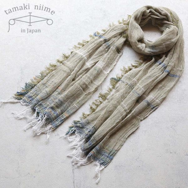 tamaki niimeの原点と言えるroots shawl。その特徴は、他では体験できないような柔らかさと色のバリエーションにあります。色にあふれて、やわらかく、軽やか。本来、大量生産するための織機を自分たちで使うことで極限までゆるく、ゆ...