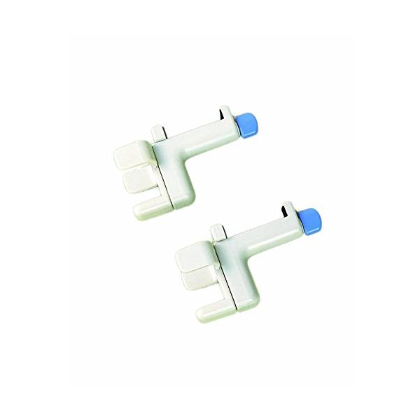 耐荷重:1個使用5kg、竿の両側に2個使用10kgネジ巻き上げ式で、取り付け簡単サイズ:幅4.8×奥行6.7×高11.6cm原産国:日本本体重量:50g1個材質:ABS樹脂、天然ゴム、真ちゅう20~50mm幅のかもいに取り付けOK。洗濯竿を...