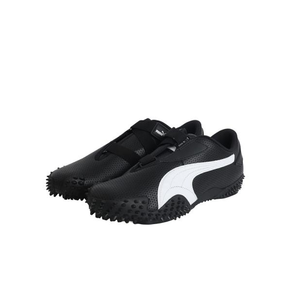 1999年に登場したPUMAのアーカイブモデル「Mostro」。60年代のスプリントスパイクのシャープさと、80年代サーフシューズのリラックス感を融合したハイブリッドなロープロファイルが特徴。象徴的なスパイクソールやストラップディテールが、...