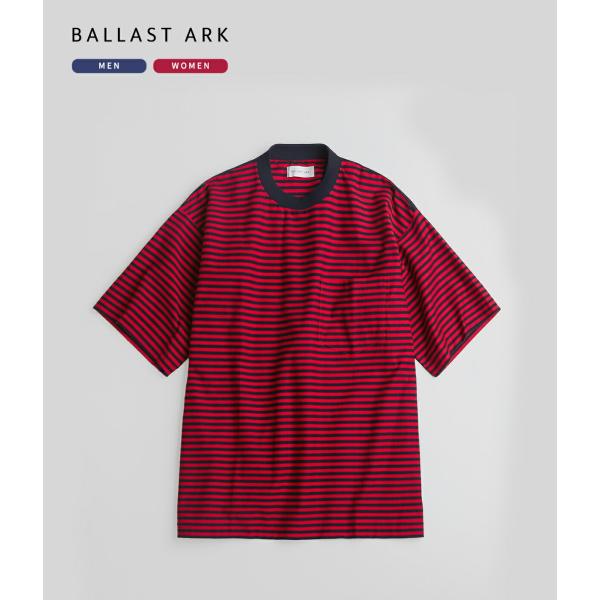 ドライタッチなコットン天竺を使用したボーダーTシャツ。肌離れが良く、一枚でも快適な着心地が魅力です。肩の`タコバインダー`をあえて表に出した遊び心のあるディテールに加え、天竺の裏目を表使いして表情豊かな仕上がり。ほどよいルーズシルエットで、...