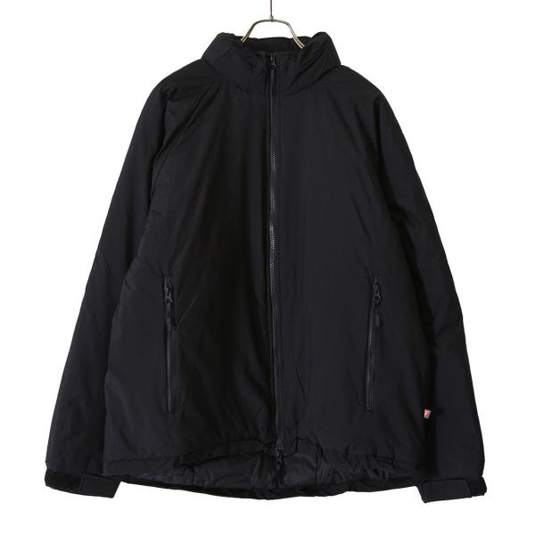 米軍納入実績を持つコントラクター製作の`U.S.TYPE ECWCS GEN3 Level 7 PRIMALOFT JACKET`を民間向けに再構築。ブラックはコマーシャル限定色。中綿にプリマロフトを採用し、軽量・柔らか・水洗い可能で羽抜け...