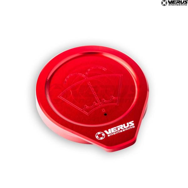 VERUS ENGINEERING：Windshield Washer Fluid Reservoir Cap● エンジンルームのドレスアップ: 純正のウォッシャー液タンクキャップを、明るいディップ処理が施されたアルミニウム製キャップに交換...