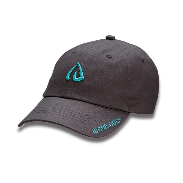 商品名・【 ID05410 ID ロゴ ソフトキャップ 】商品詳細・【 パフォーマンスを発揮する機能性 】軽量でしっかりとしたフィット感で動きを妨げず、あらゆる面でパフォーマンスを維持！キャップの後部にプラスチック製のナスカンをつけることに...